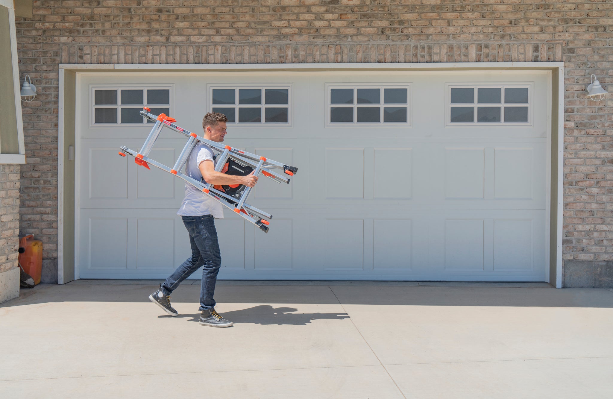 MegaMax | Certified Refurbished – Little Giant Ladder Systems