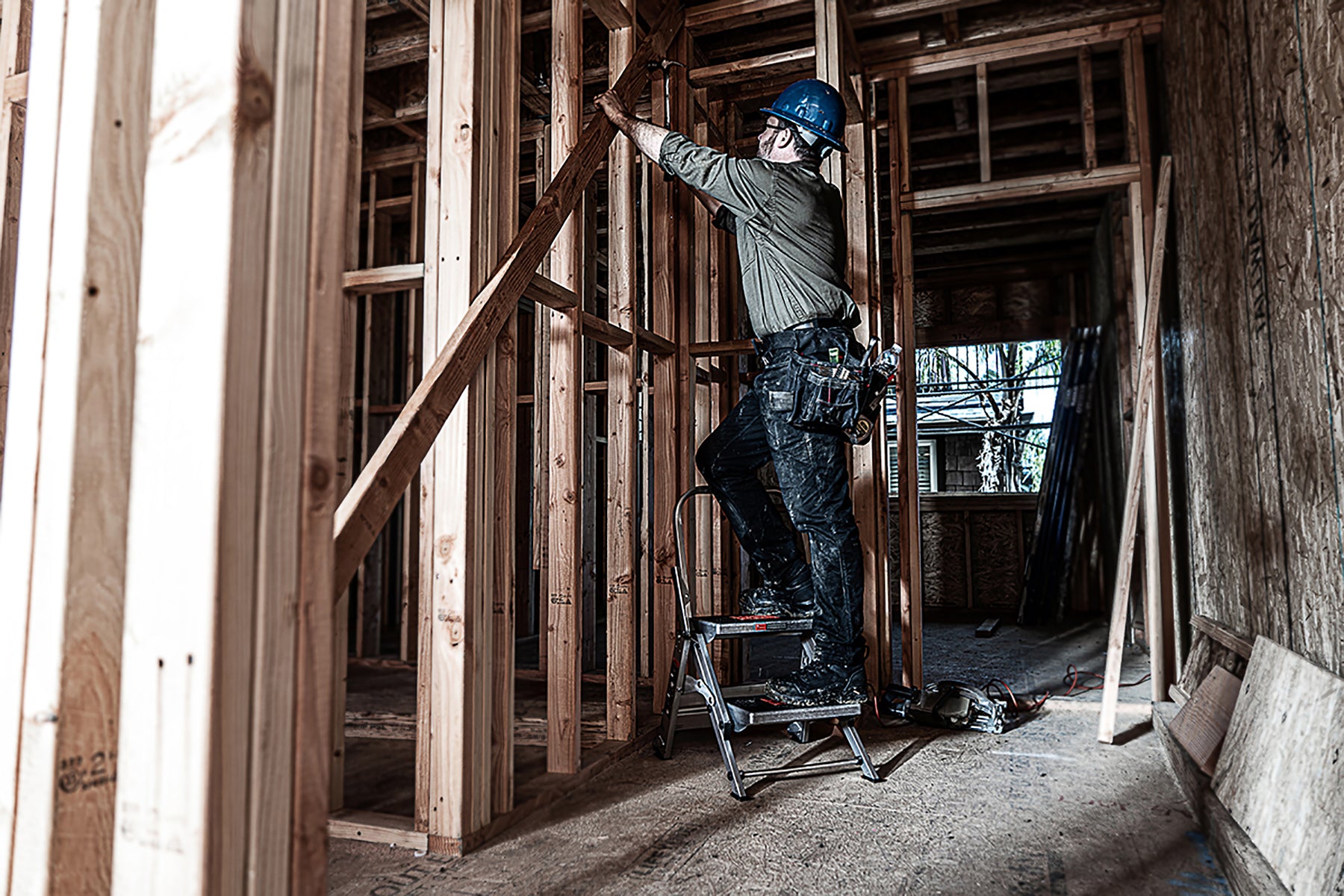 Safety Step | Little Giant Ladders